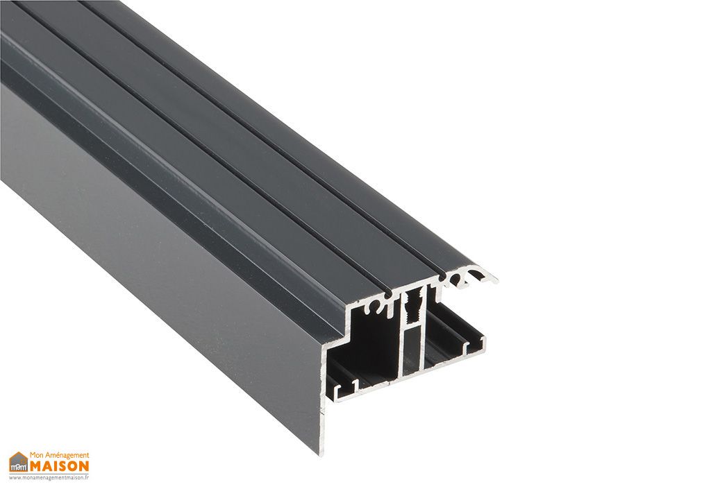 Profilés en alu : profil de jonction, rive, faitière et obturateur de ...
