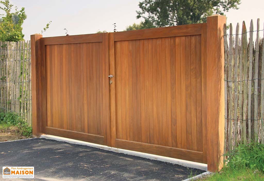 Portail Double Battant en Padouk Oxford – 300 x 180 cm - Gardival.